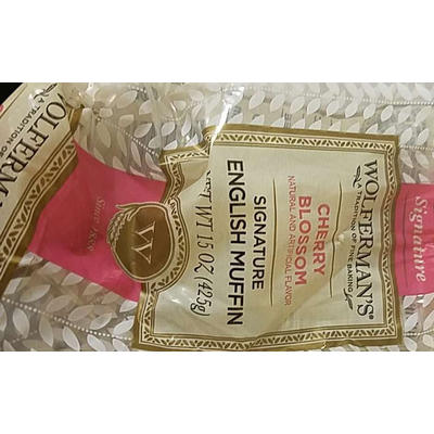 Carbs in Wolferman's Signature English Muffin, Cherry Blossom | Carb ...