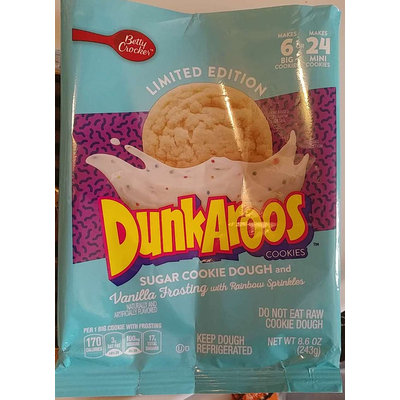Carbs in Betty Crocker DunkAroos Cookies Sugar Cookie Dough and Vanilla ...