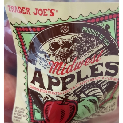 Calories in McIntosh Apple from Trader Joe's